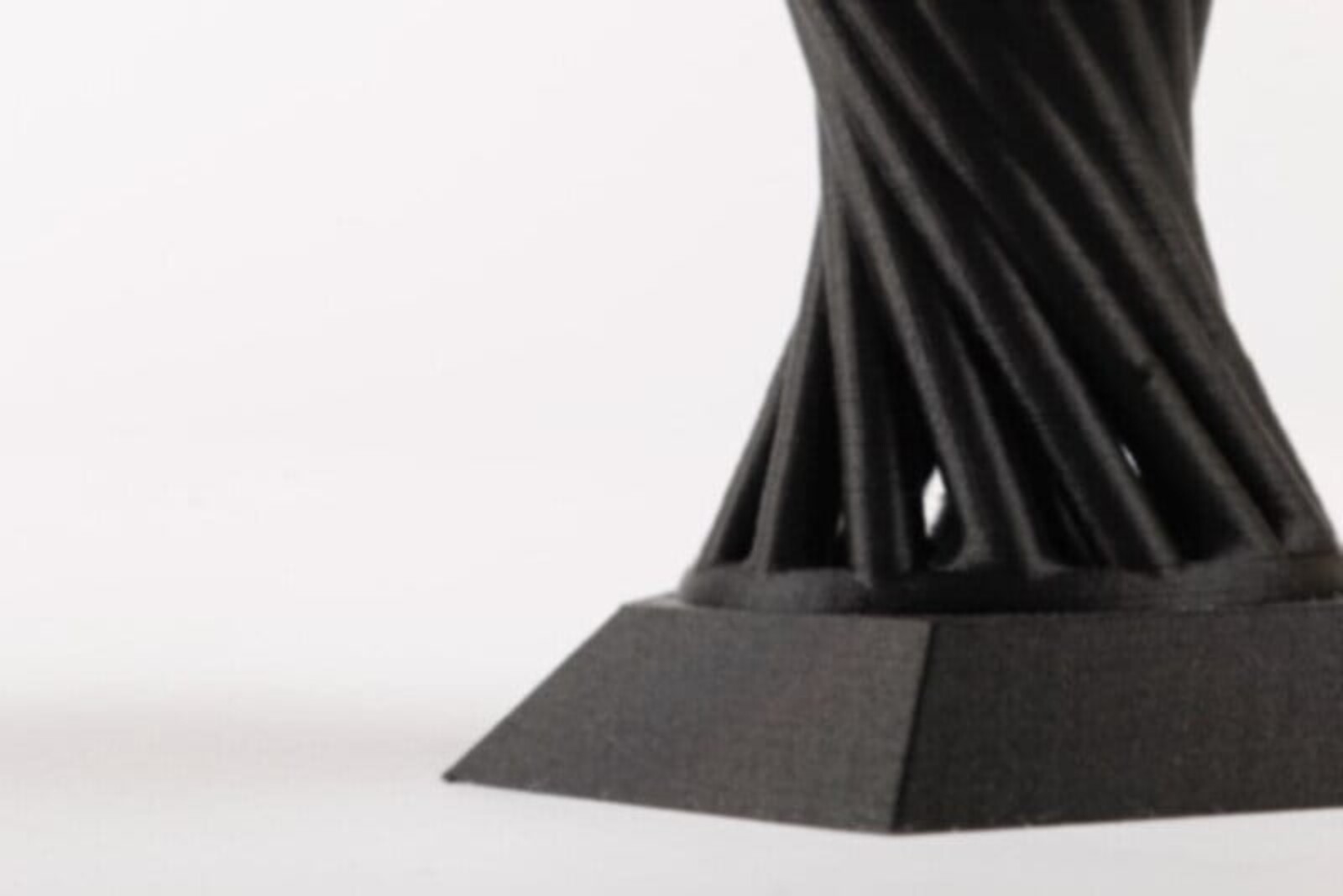 Improving Dimensional Stability in 3D Printing with Onyx